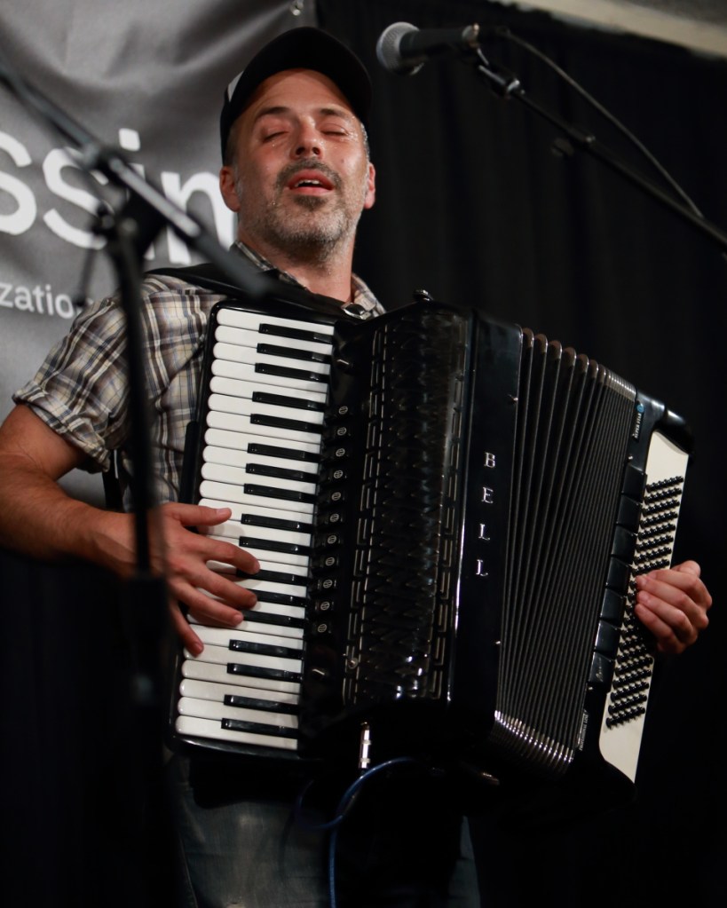 America’s Rob Curto Brings World Music Home – Accordion Americana